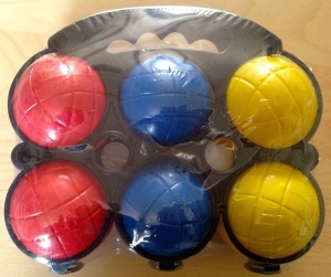 Learn Foreign Language Skills 6 pack plastic boules / petanque set